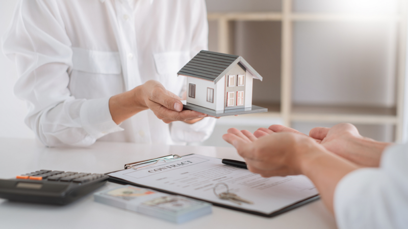 Going Through the Homeowner Insurance Claim Process - IE Insurance